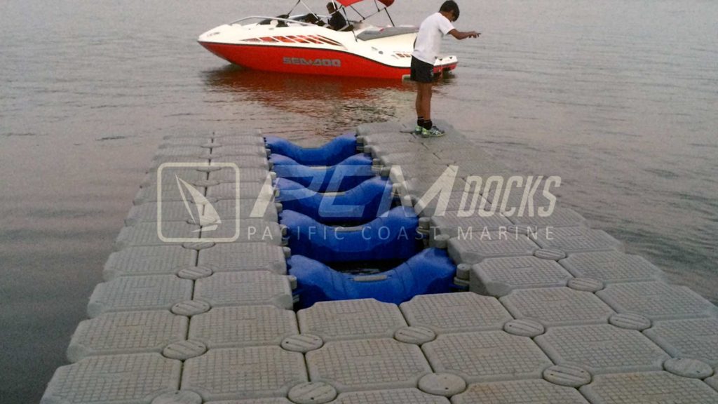 PCM Docks Colombia - Muelle Flotante y Decking 100 % Personalizados.